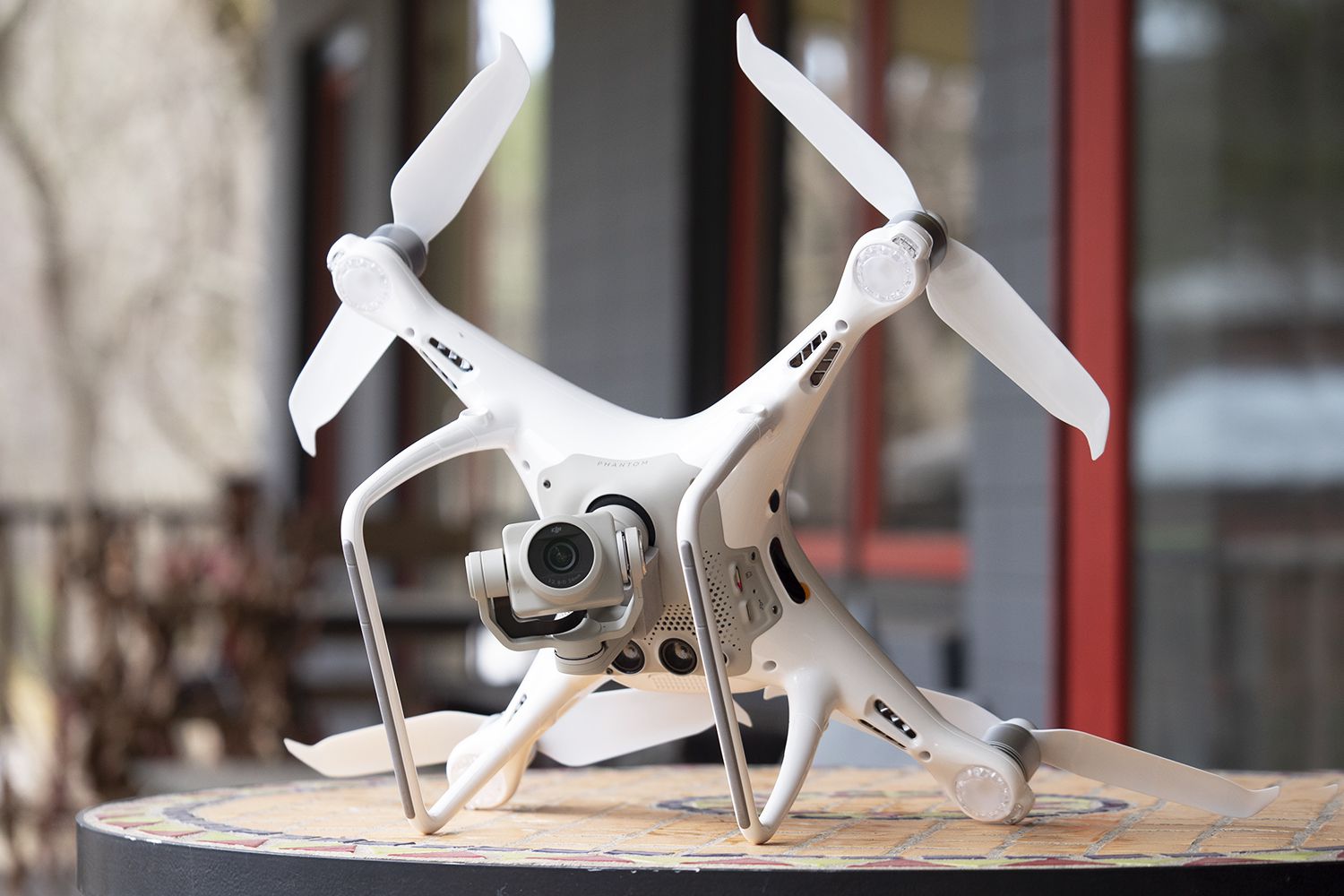 Phantom 4 Pro V2.0 (Spring 2025) - Features, Pros and Cons
