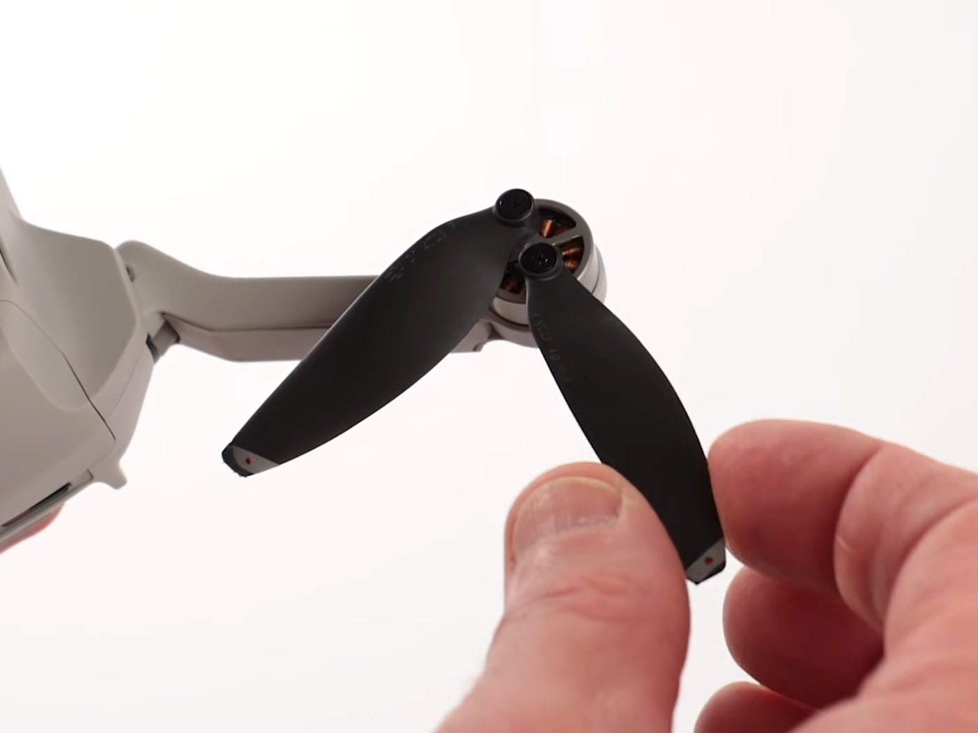 16Pcs Mavic Mini Propellers Compatible: In-Detail Review (Summer 2025)